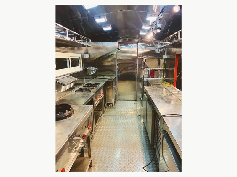 DEL-HEE Custom Food Trucks
